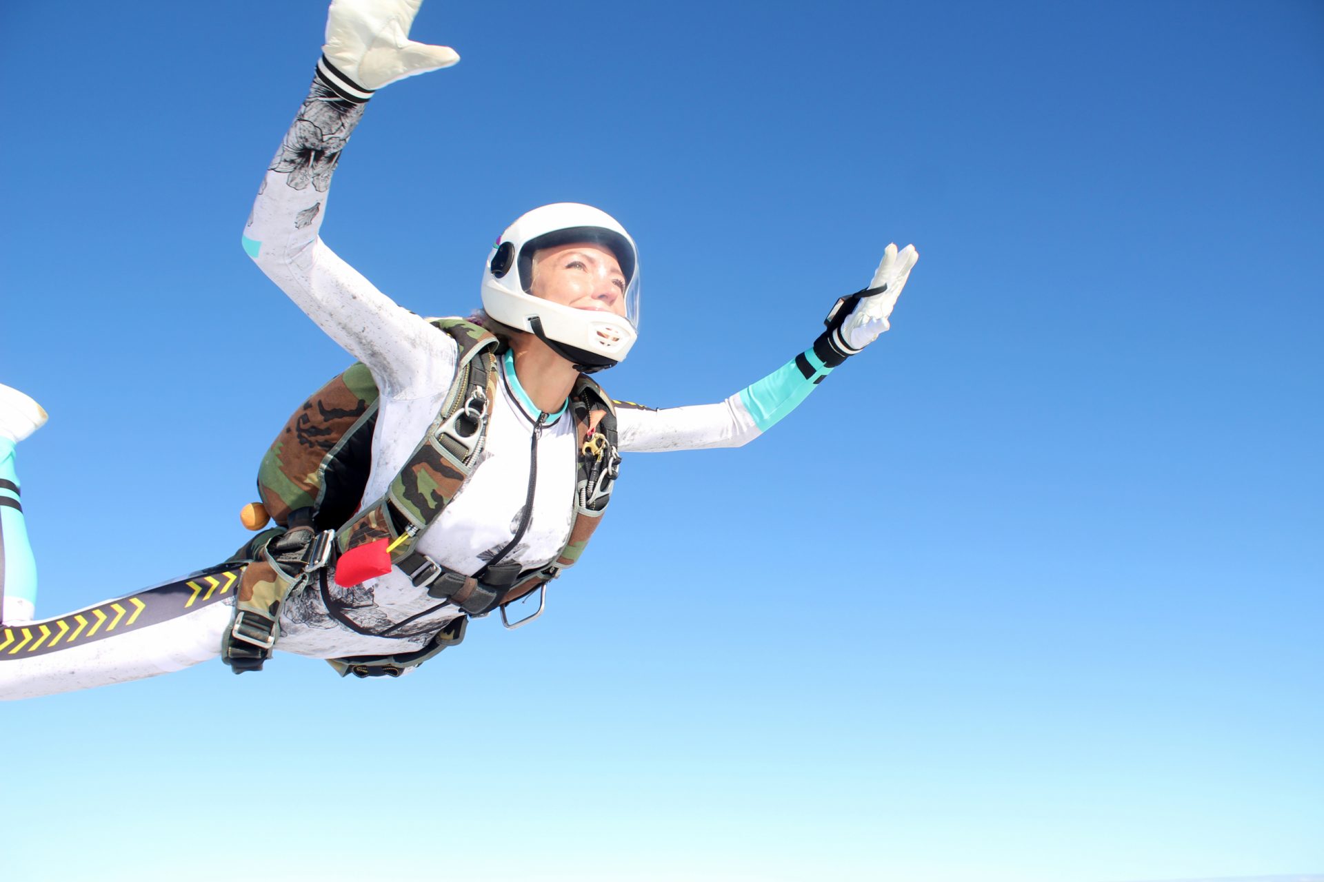 Build a skydiver - Skydive Nation